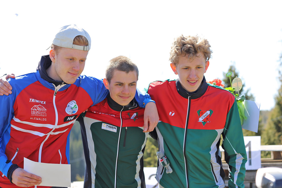 Gustav Bergman och Andrea Svensson Swedish League-vinnare