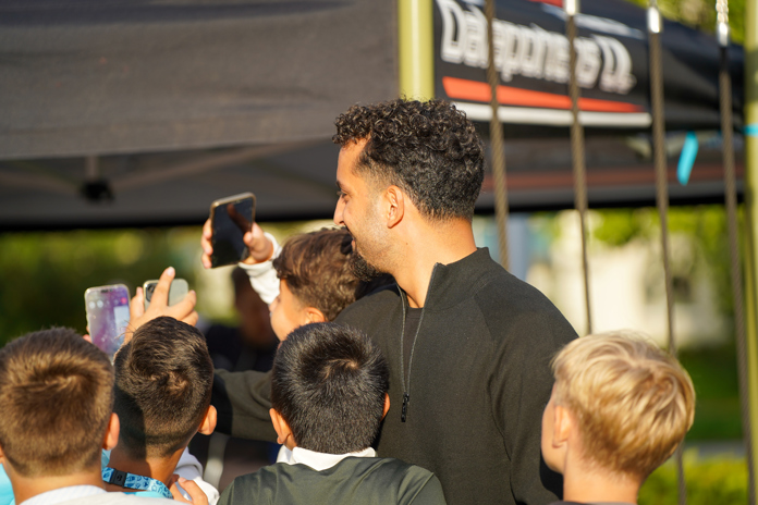 Filip Dikmen fick känna på världsmästarklass när konceptet "Kändis ...